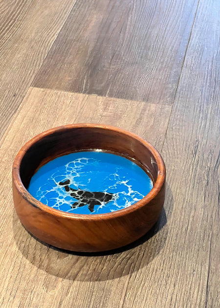 Whale Bowl – Holly Epoxy